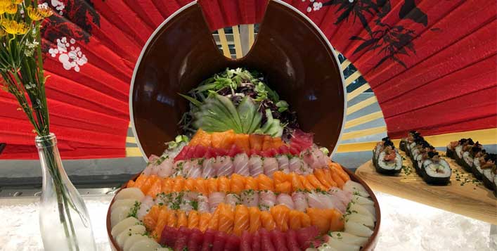 Offers & Discount on Seafood Buffet, Royal M Hotel & Resort Abu Dhabi ...