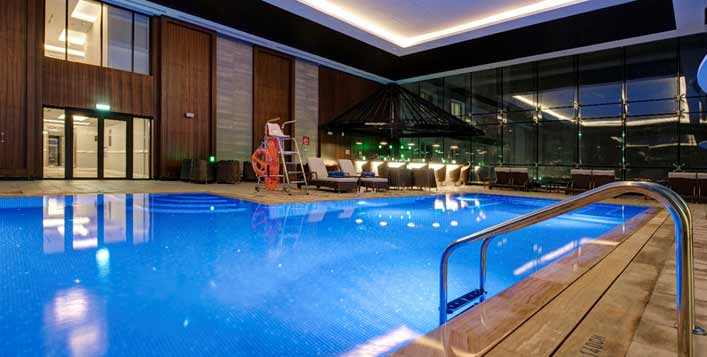 Pool Access Deals, Offers & Discounts at Dukes The Palm | Cobone Offers