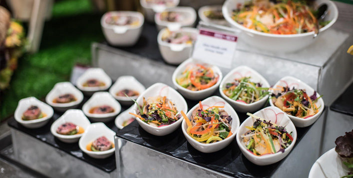 5-Star Romantic Dinner Buffet at Crowne Plaza Dubai - SZR For AED 199 ...