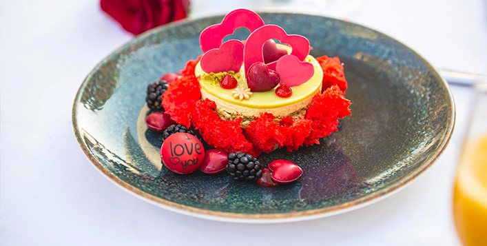 5-Star Romantic Dinner Buffet at Nosh, Movenpick JLT From AED 139 Only ...