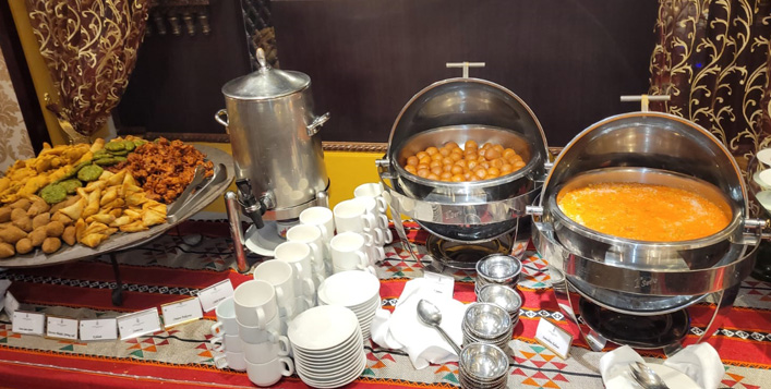 Iftar Buffet With Drinks at Arabian Courtyard Hotel From AED 49 Only ...