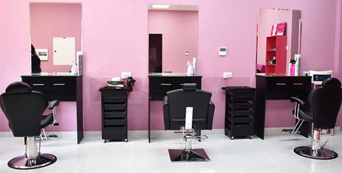 Full Body Waxing at Ravishing Ladies Salon | Cobone