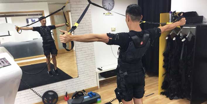 1 or 3 EMS Sessions by Flash Fit Fitness | Cobone